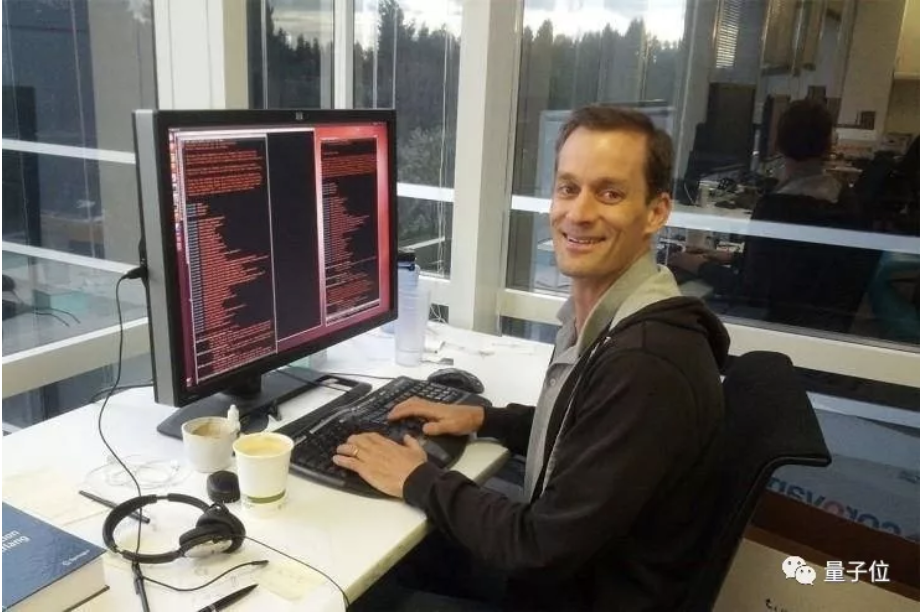 AI 論文只寫 8 頁就得了年度最佳獎，Google 大腦團隊領導人 Jeff Dean 到底有多強？ | TechOrange 科技報橘