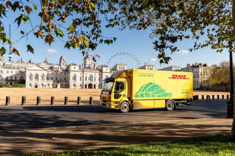 【DHL 在德國的 AI 轉型路】面對三分之一員工退休大潮，如何靠 AI 保衛營運？ | TechOrange 科技報橘
